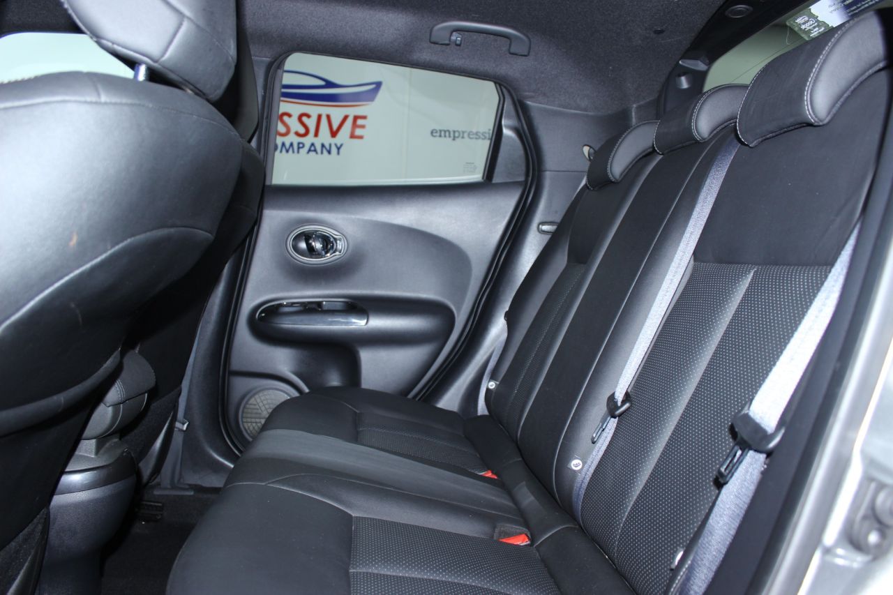 2018 68 NISSAN JUKE 1.2 DIG-T Tekna SUV 5dr Petrol Manual Euro 6 (s/s ...