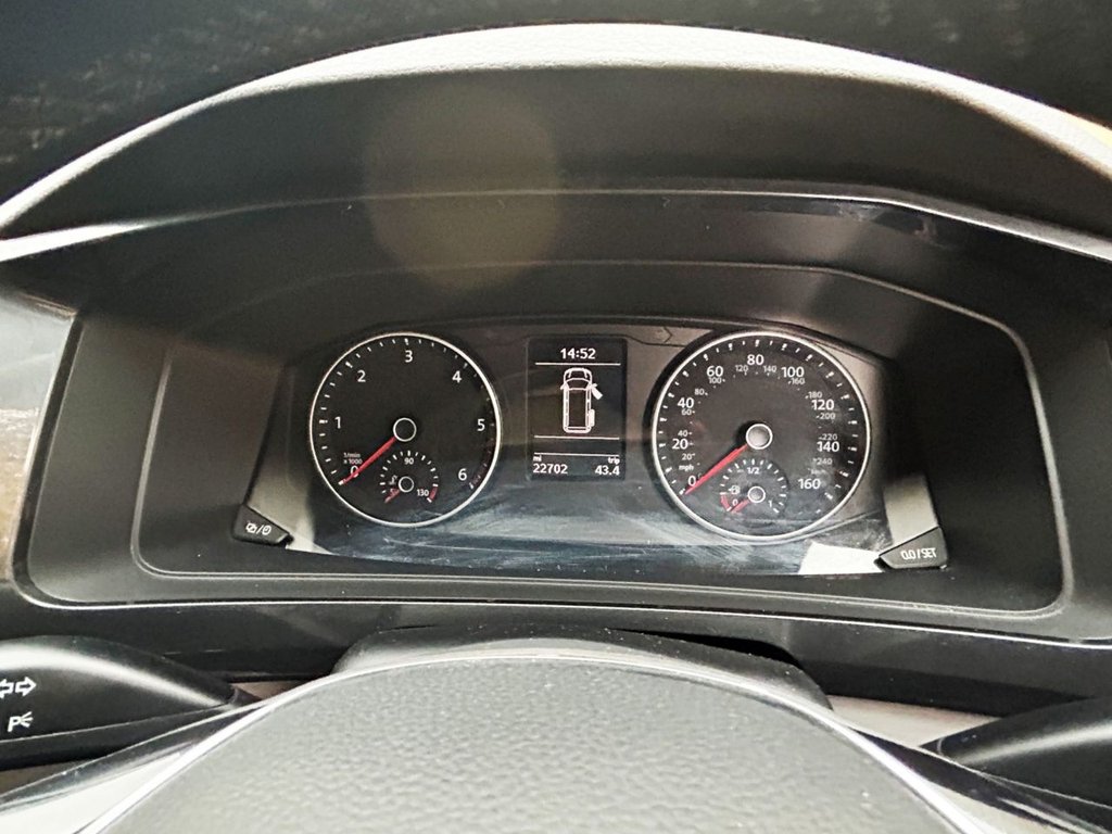 Volkswagen Caravelle Lwb Auto Passenger UP Front Wheelchair Accessible ...