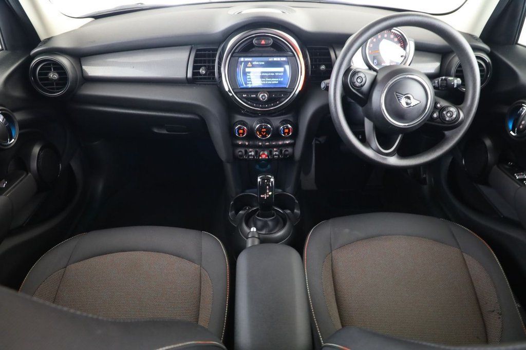 2020 20 MINI HATCH 1.5 Cooper Classic Hatchback 5dr Petrol Steptronic ...