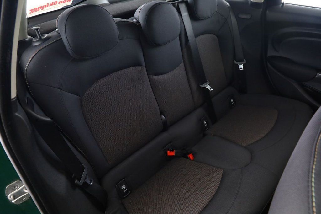 2020 20 MINI HATCH 1.5 Cooper Classic Hatchback 5dr Petrol Steptronic ...