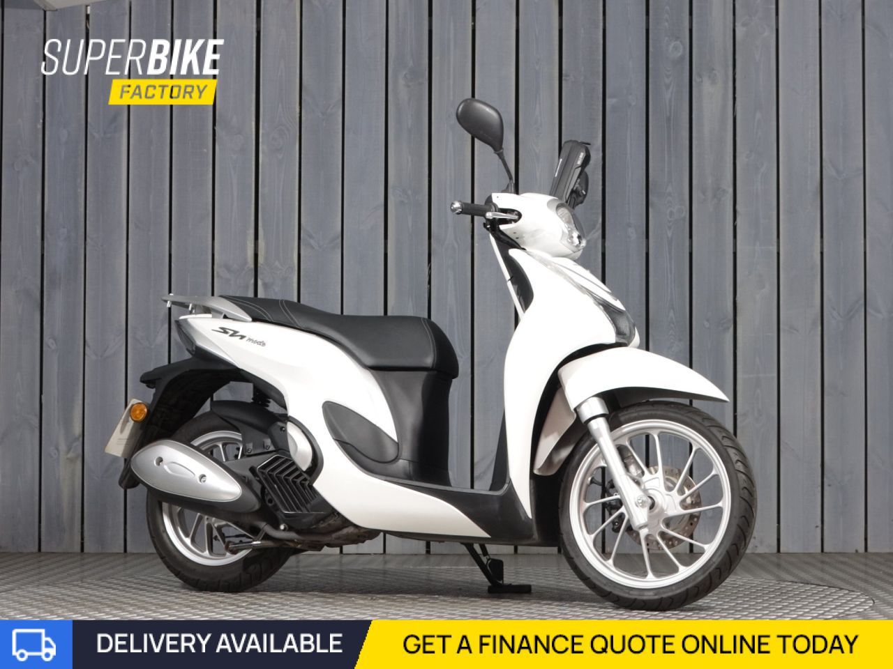 2022 HONDA SH MODE 125 - 1100 miles | Superbike Factory
