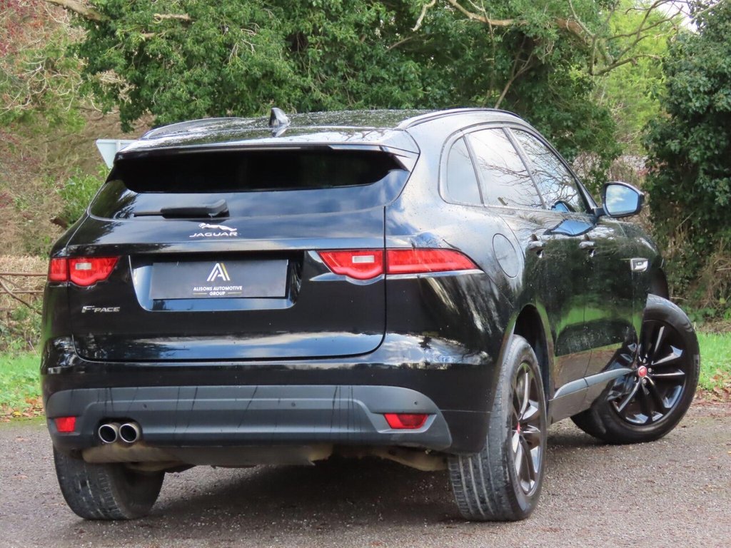 2017 Jaguar F-Pace 2.0 D165 R-Sport Euro 6 (s/S) 5dr