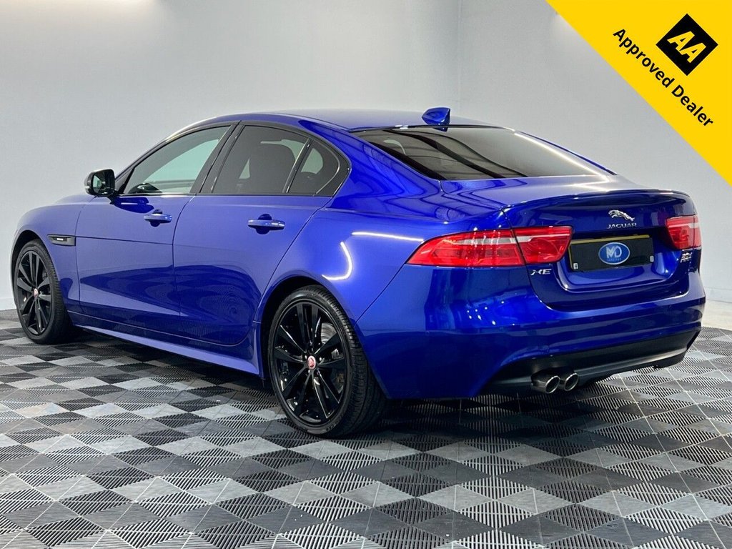 Jaguar XE 2.0d R-Sport Saloon 4dr Diesel Auto Awd Euro 6 (s/S) (180 Ps)