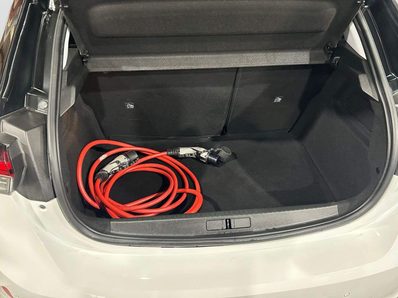 2022 22 VAUXHALL CORSA 50kWh Elite Premium Hatchback 5dr Electric Auto ...