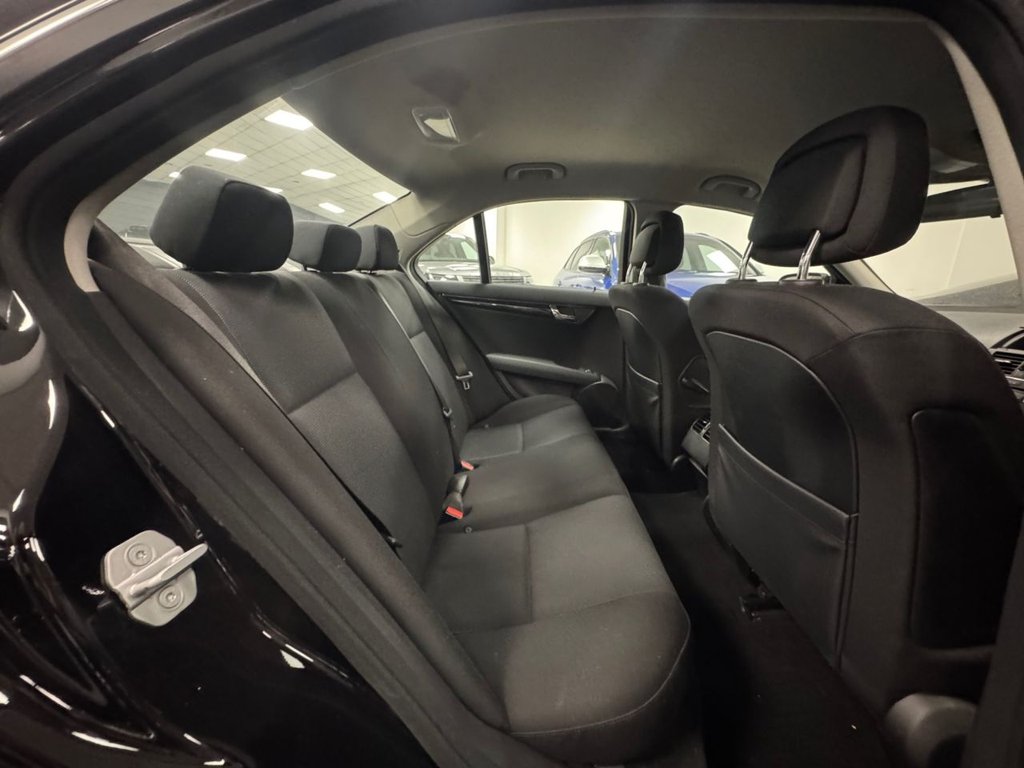 Mercedes-Benz C-Class 1.8 C180k SE Saloon 4dr Petrol Auto Euro 4 (156 Ps)