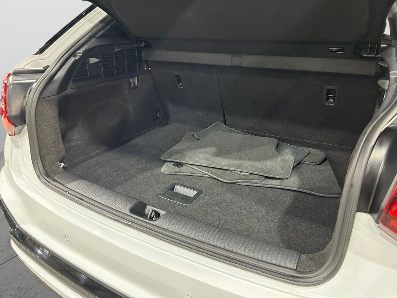 2021 70 AUDI Q2 1.5 TFSI CoD 35 Black Edition SUV 5dr Petrol Manual ...