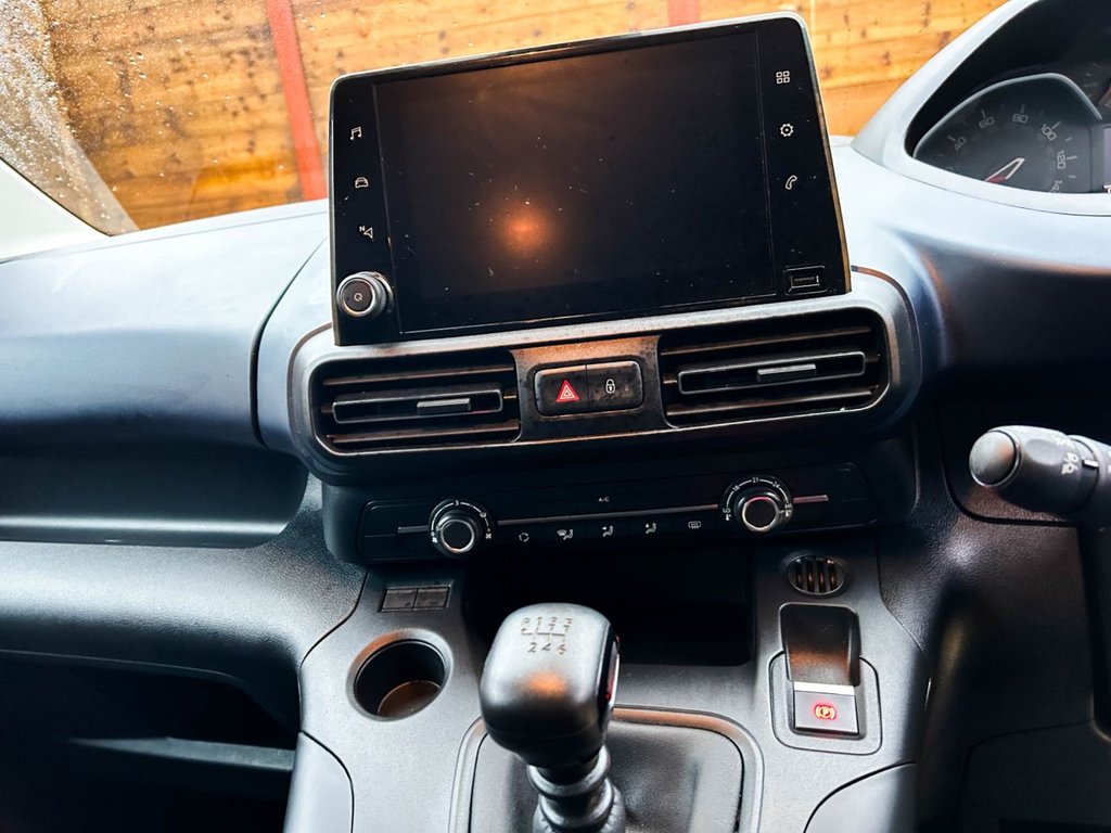Peugeot Rifter L2 Lwb 3 Seat Wheelchair Accessible Disabled Access ...