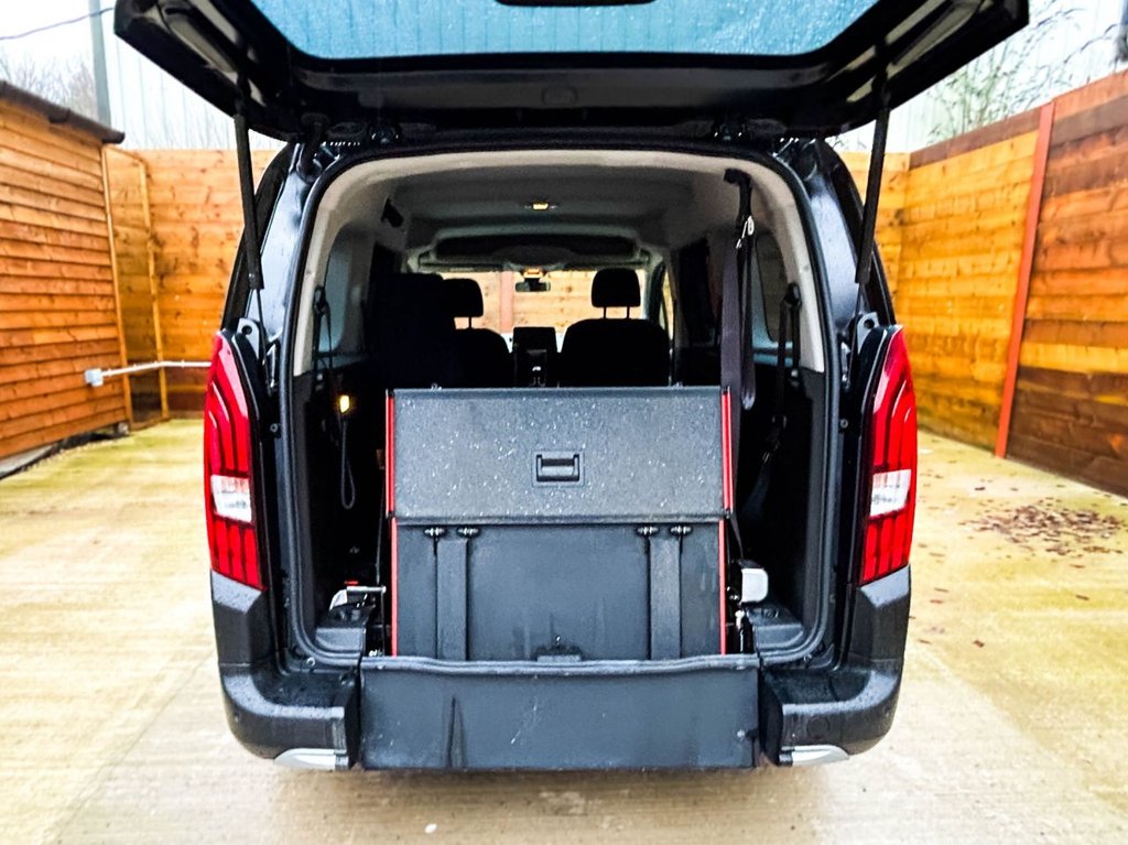 Peugeot Rifter L2 Lwb 3 Seat Wheelchair Accessible Disabled Access ...