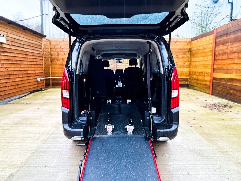Peugeot Rifter L2 Lwb 3 Seat Wheelchair Accessible Disabled Access ...