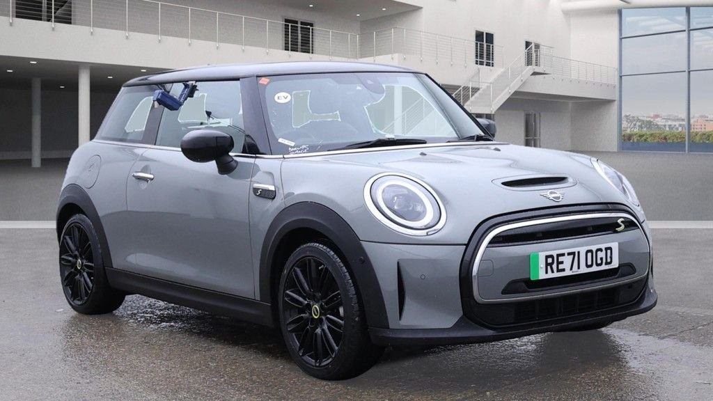 MINI Electric Hatch Cooper SE 32.6kwh Level 3 Hatchback 3dr Electric ...
