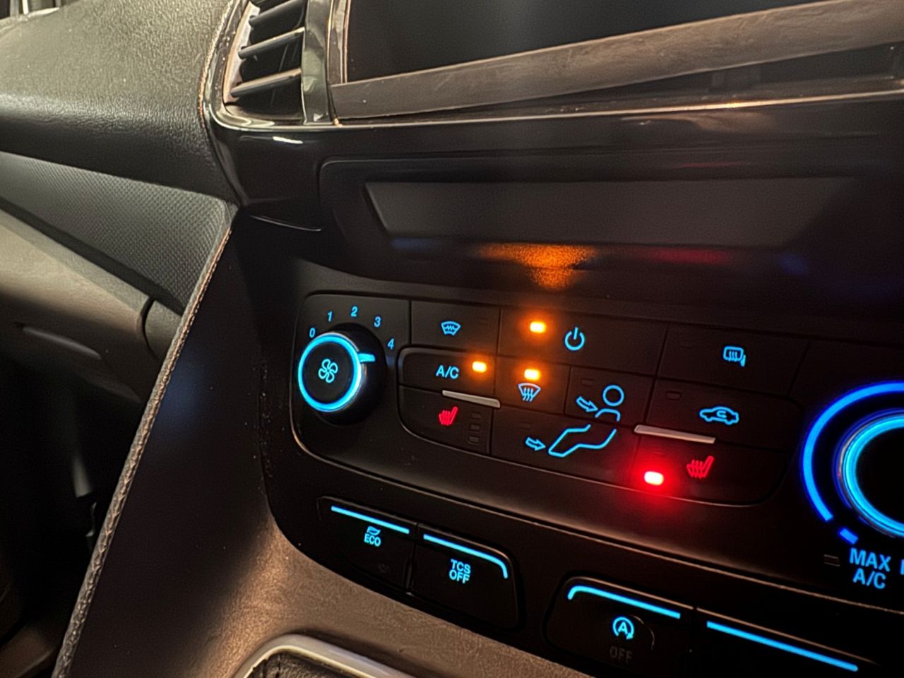 2024 24 FORD TRANSIT CONNECT 1.5 250 EcoBlue Limited Panel Van 5dr ...