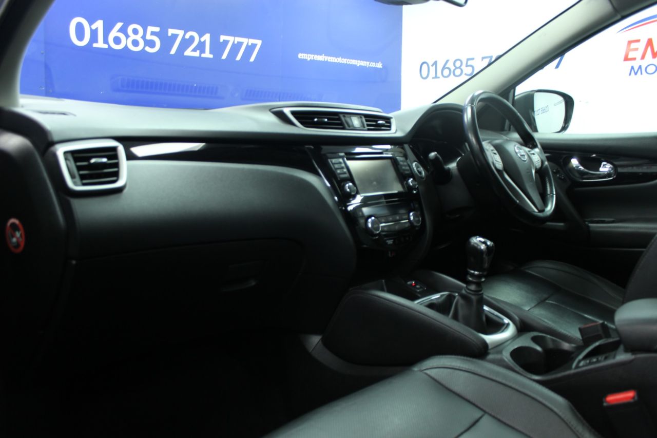 2017 66 NISSAN QASHQAI 1.5 dCi Tekna SUV 5dr Diesel Manual 2WD Euro 6 ...