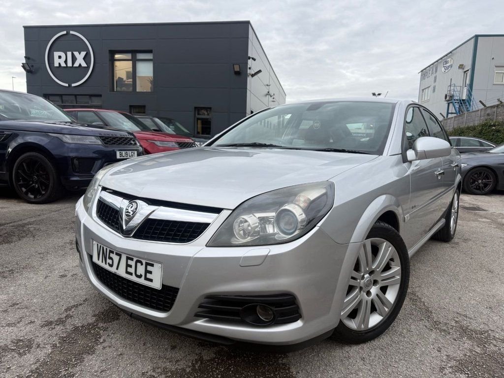 Vauxhall Vectra 3.0 CDTI V6 24v Elite Hatchback 5dr Diesel Automatic ...