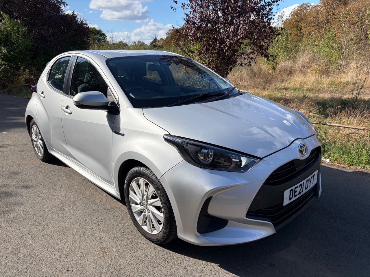 Toyota Yaris 1.5 Vvt-H Icon Hatchback 5dr Petrol Hybrid E-Cvt Euro 6 (s ...